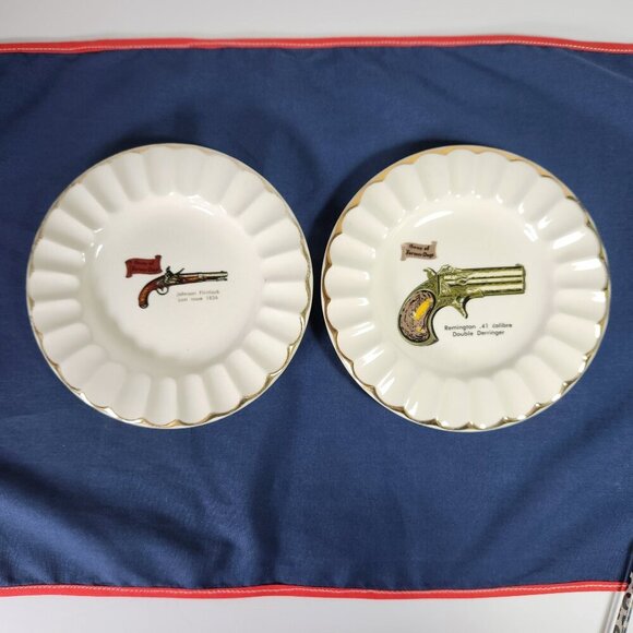 Dining | Guns Of Former Days Saucers Plates Set 2 Double Derringer ...